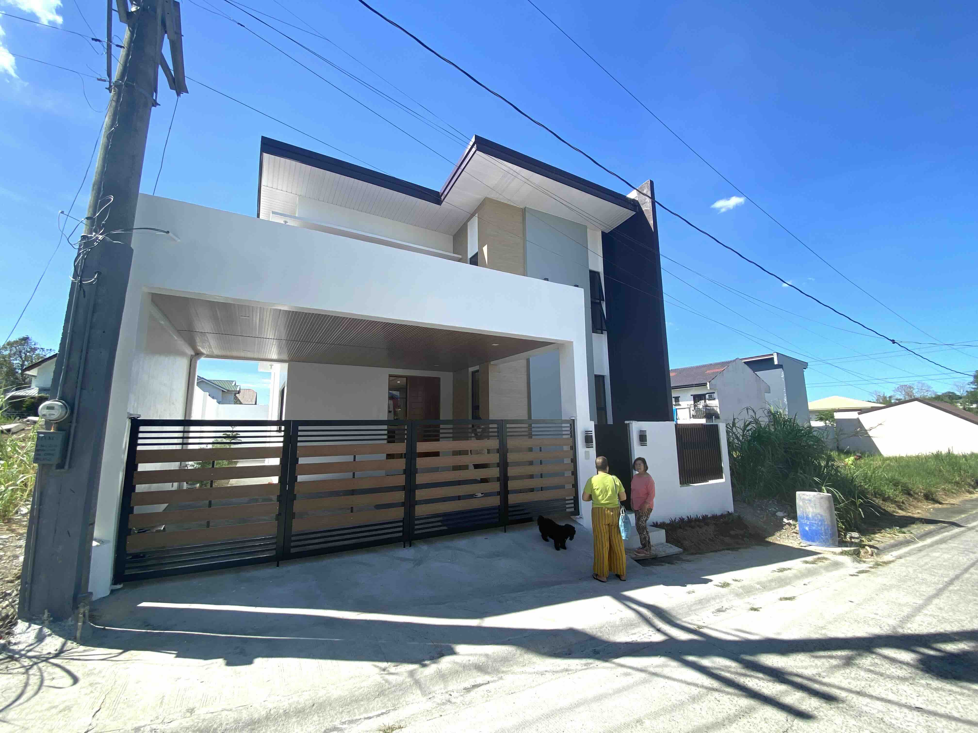 Silang Real Estate Guide 2026 — 9 Active Listings | Housal